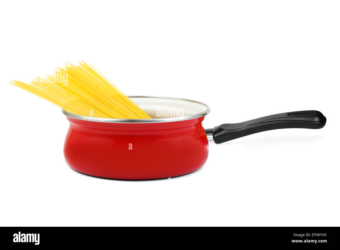 Spaghetti in pan Stock Photo - Alamy