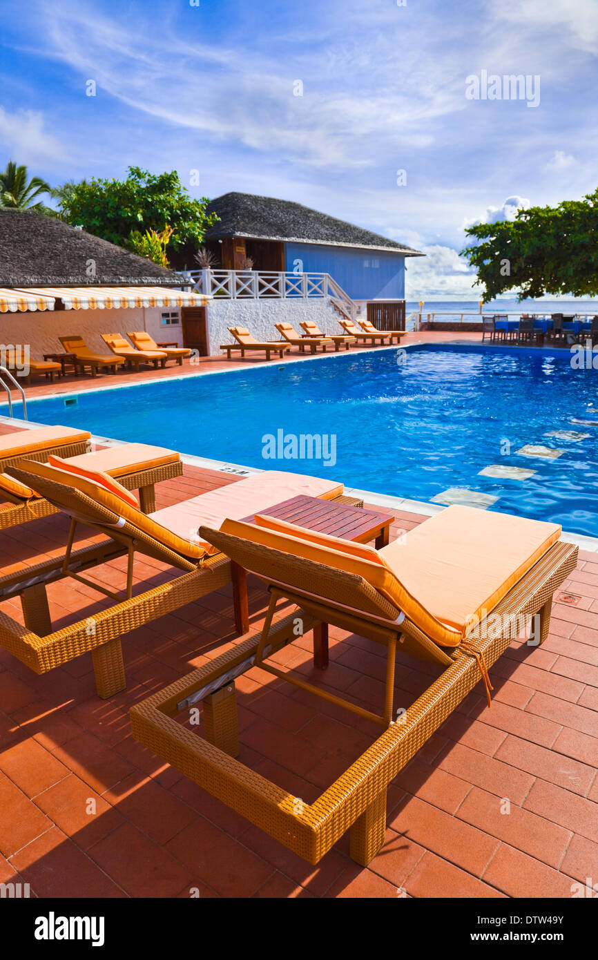 The island pool hi-res stock photography and images - Alamy