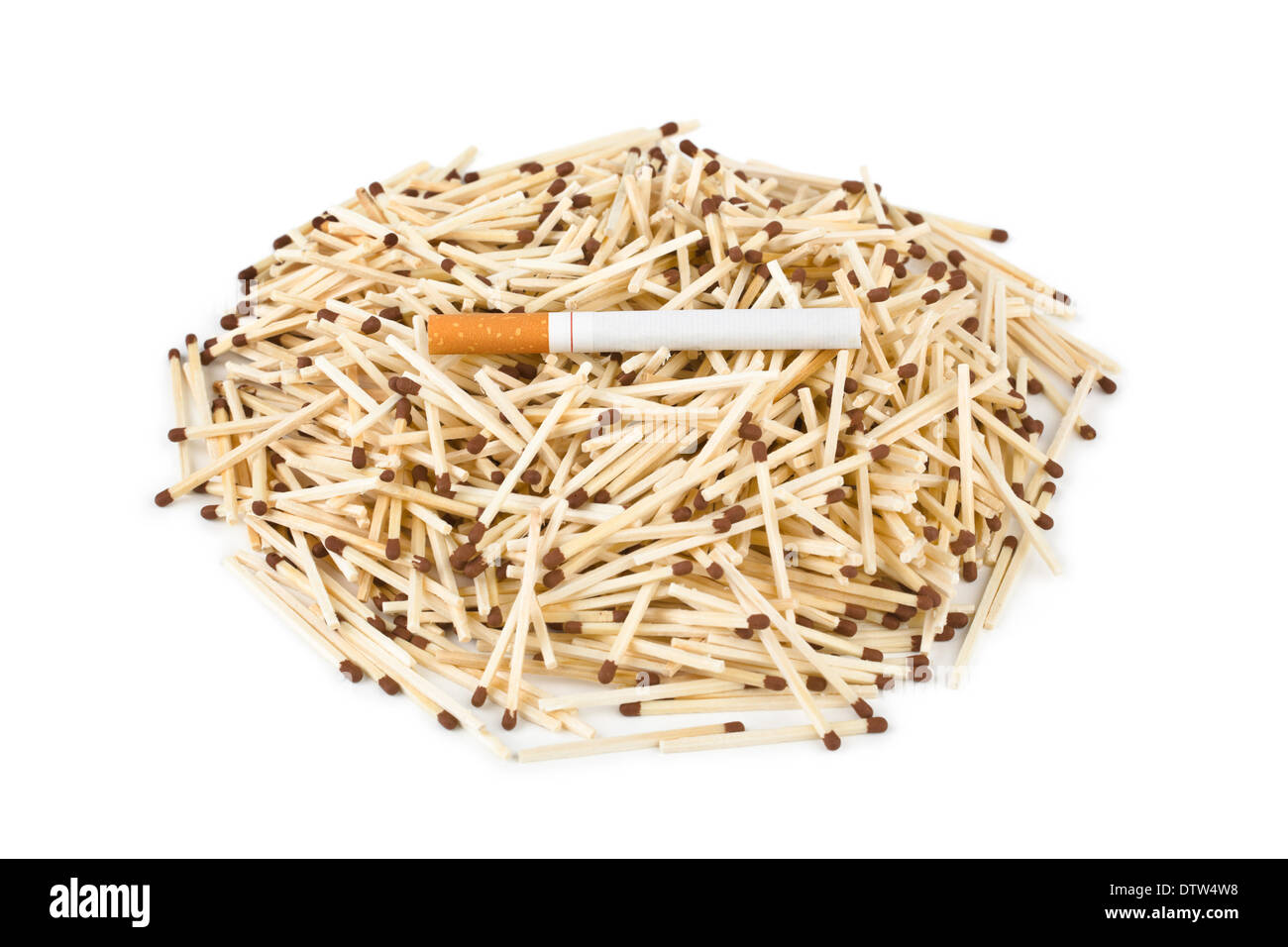 Matches and cigarette Stock Photo - Alamy