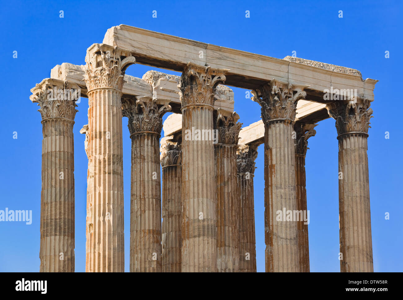 Greek temple roof construction hi-res stock photography and images - Alamy