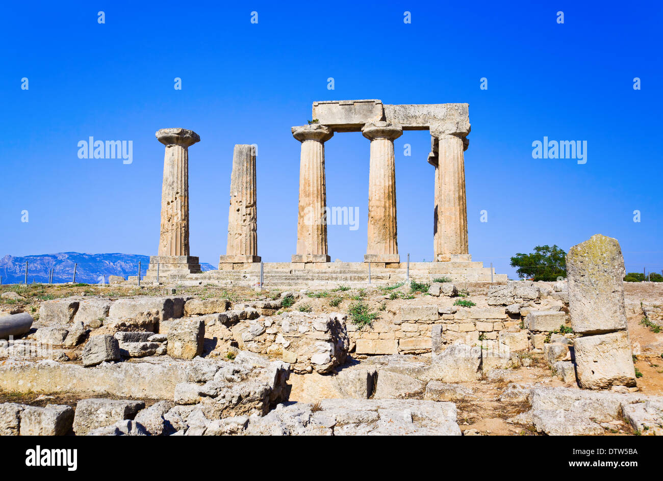 Ruins temple in ancient corinth hi-res stock photography and images - Alamy