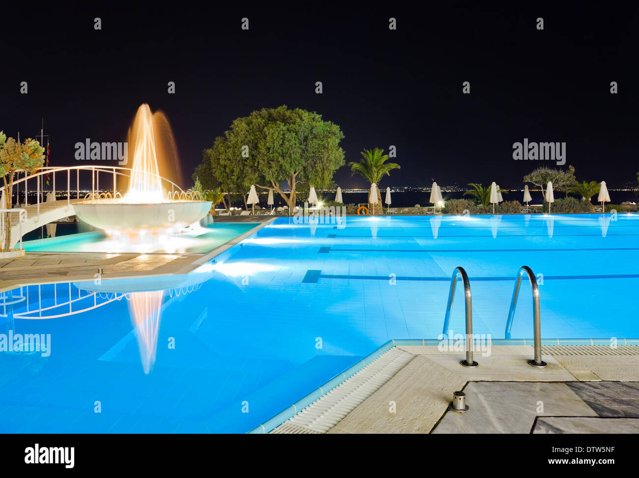 Beach waterfall night hi-res stock photography and images - Alamy