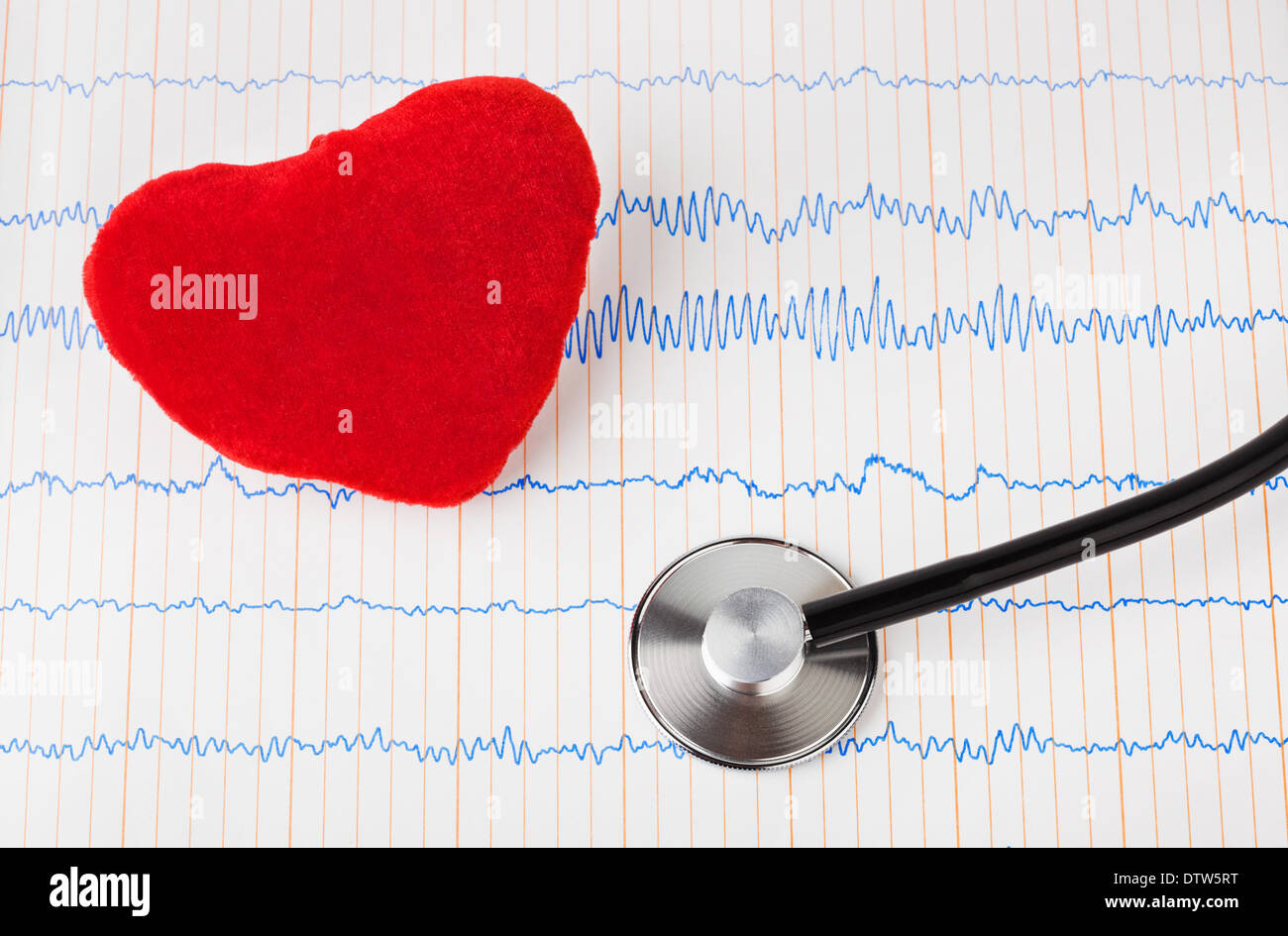 Ecg heart hi-res stock photography and images - Alamy