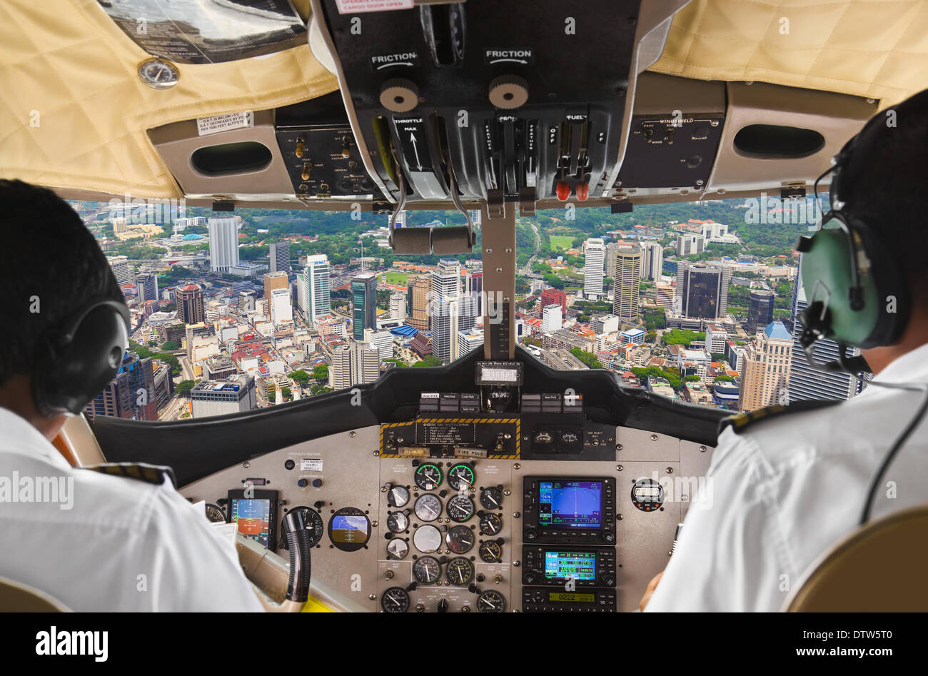 Pilots building hi-res stock photography and images - Alamy