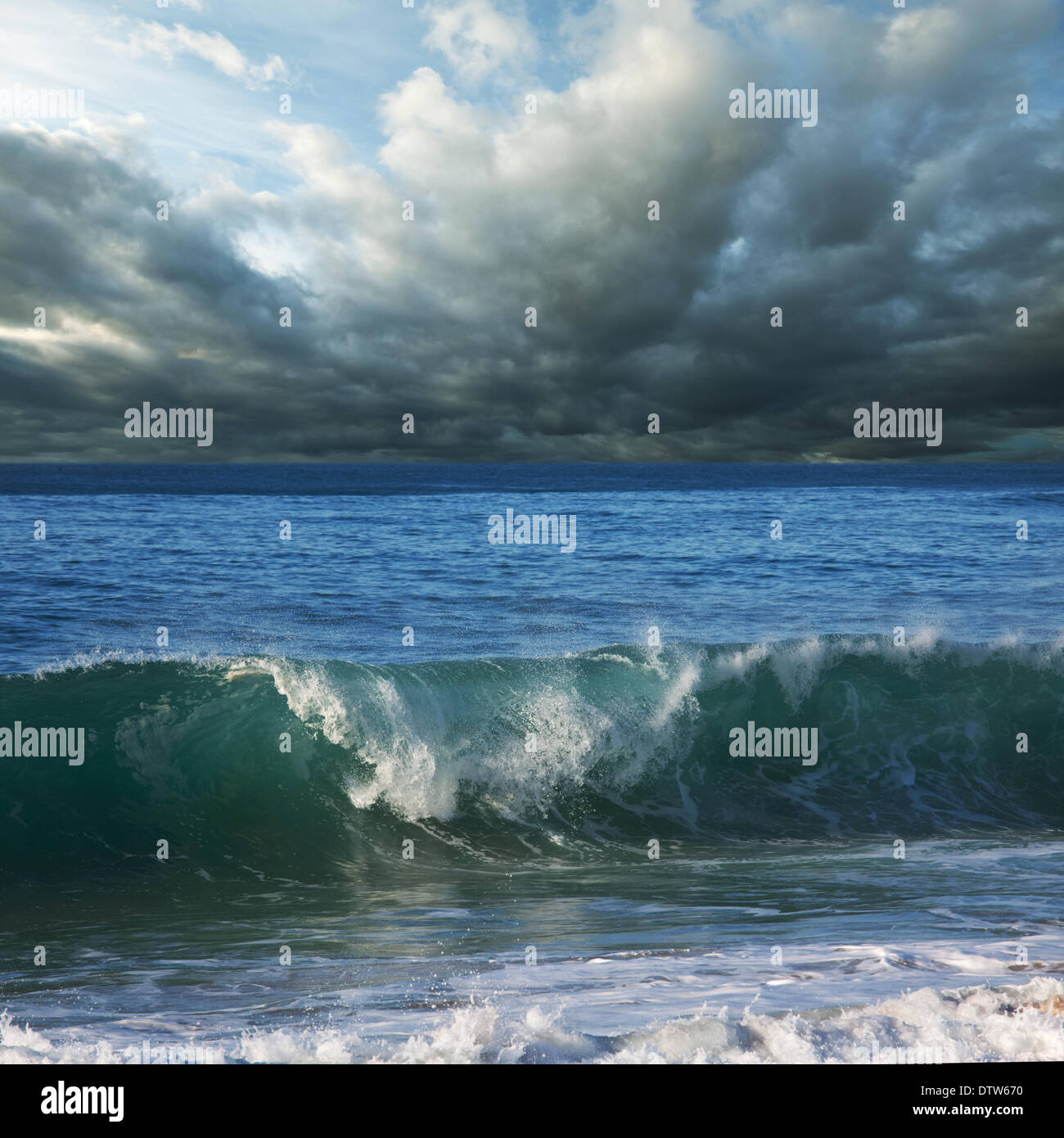 Storm sea hi-res stock photography and images - Alamy
