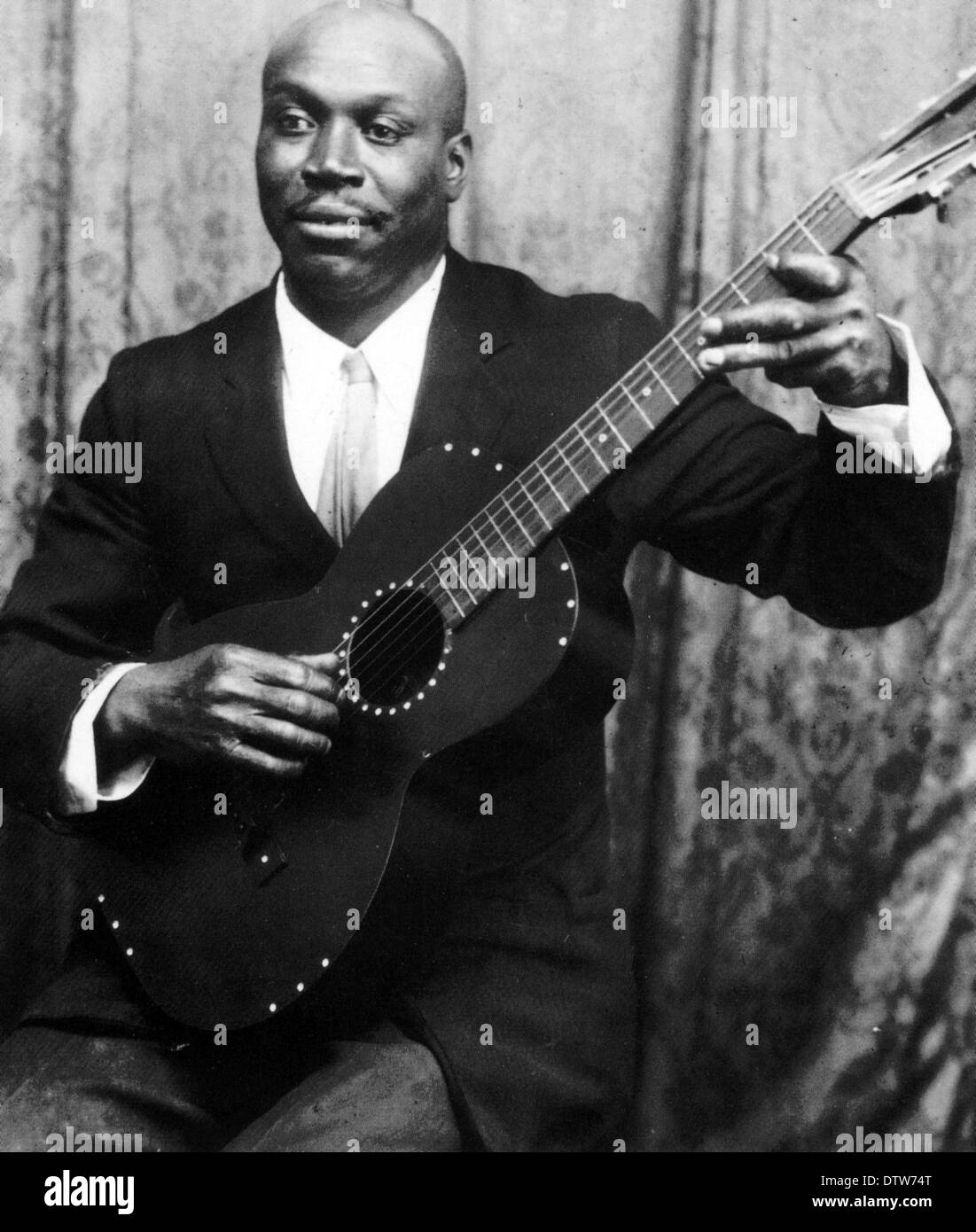 CHARLEY JORDAN (1890-1954) US Blues musician Stock Photo - Alamy