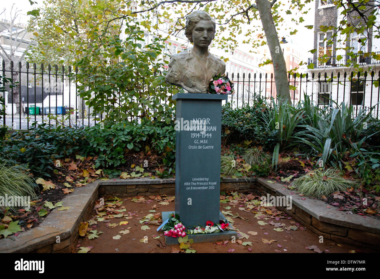 Noor inayat khan gordon square hi-res stock photography and images - Alamy