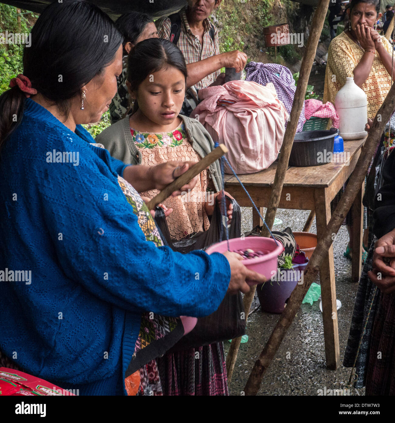 Maya indians hi-res stock photography and images - Alamy