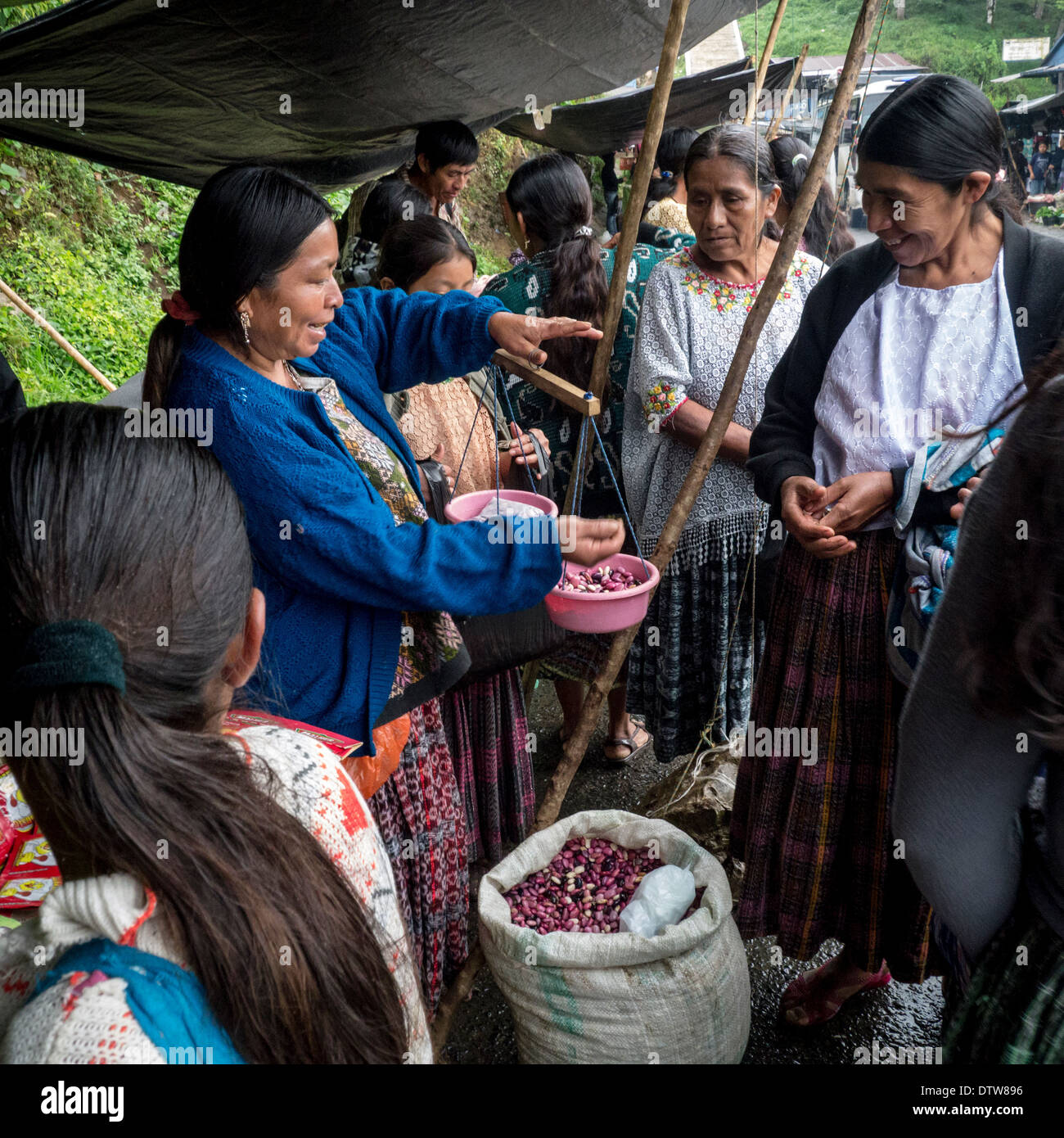 Maya Indians in Guatemalan highlands Stock Photo - Alamy