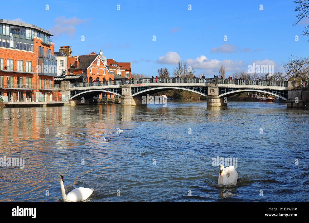 Windsor and Eton Bridge over the River Thames in Royal Berkshire Stock ...