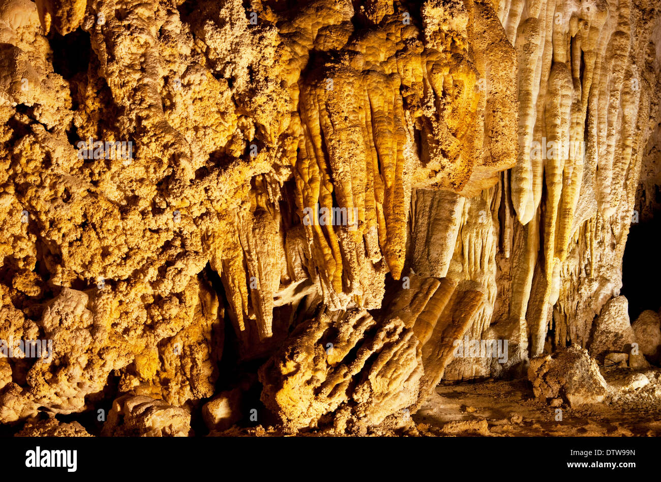 Labyrinth cave hi-res stock photography and images - Alamy