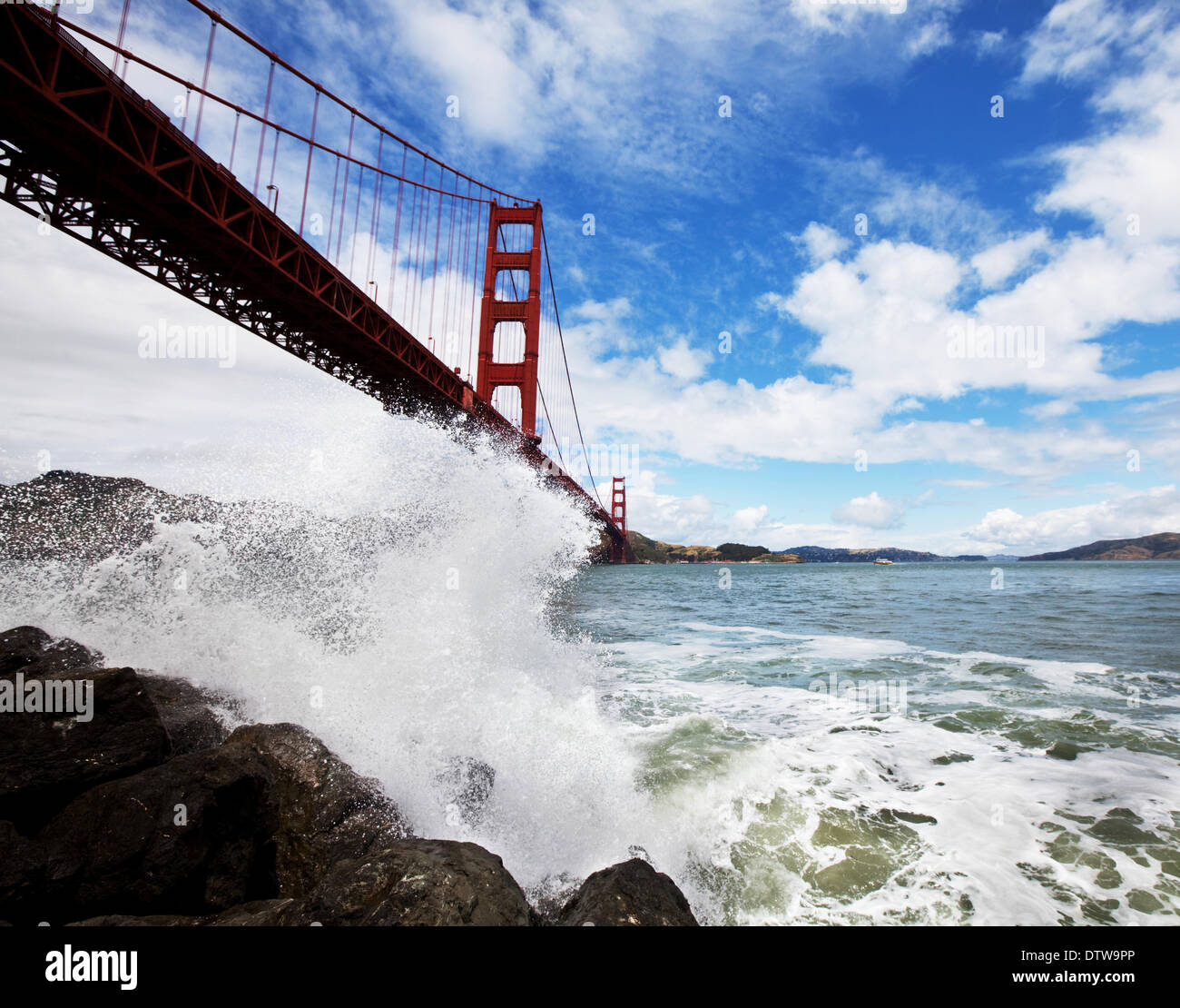 Golden gate bridge san francisco night lights tourist attraction ...