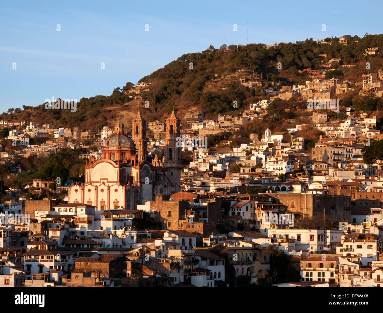 Taxco santa prisca cathedral hi-res stock photography and images - Alamy