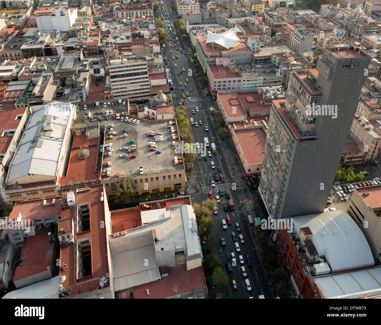 Car parking seen from above hi-res stock photography and images - Alamy