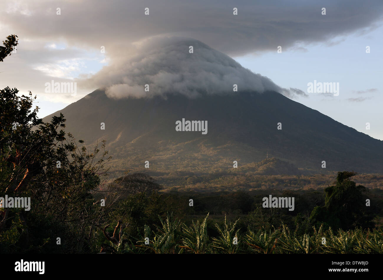 Concepcion Volcano, Ometepe Island, Nicaragua Stock Photo - Alamy