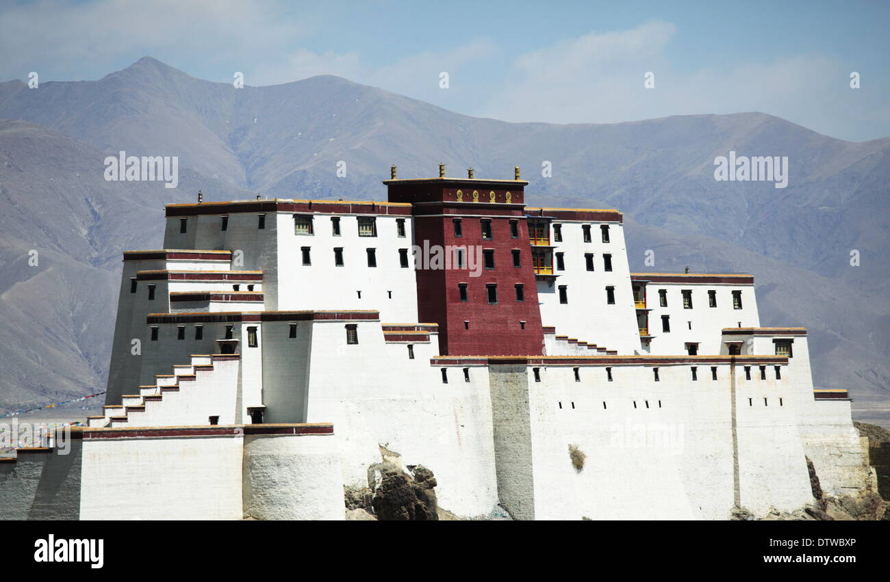 Tibetian fortress hi-res stock photography and images - Alamy