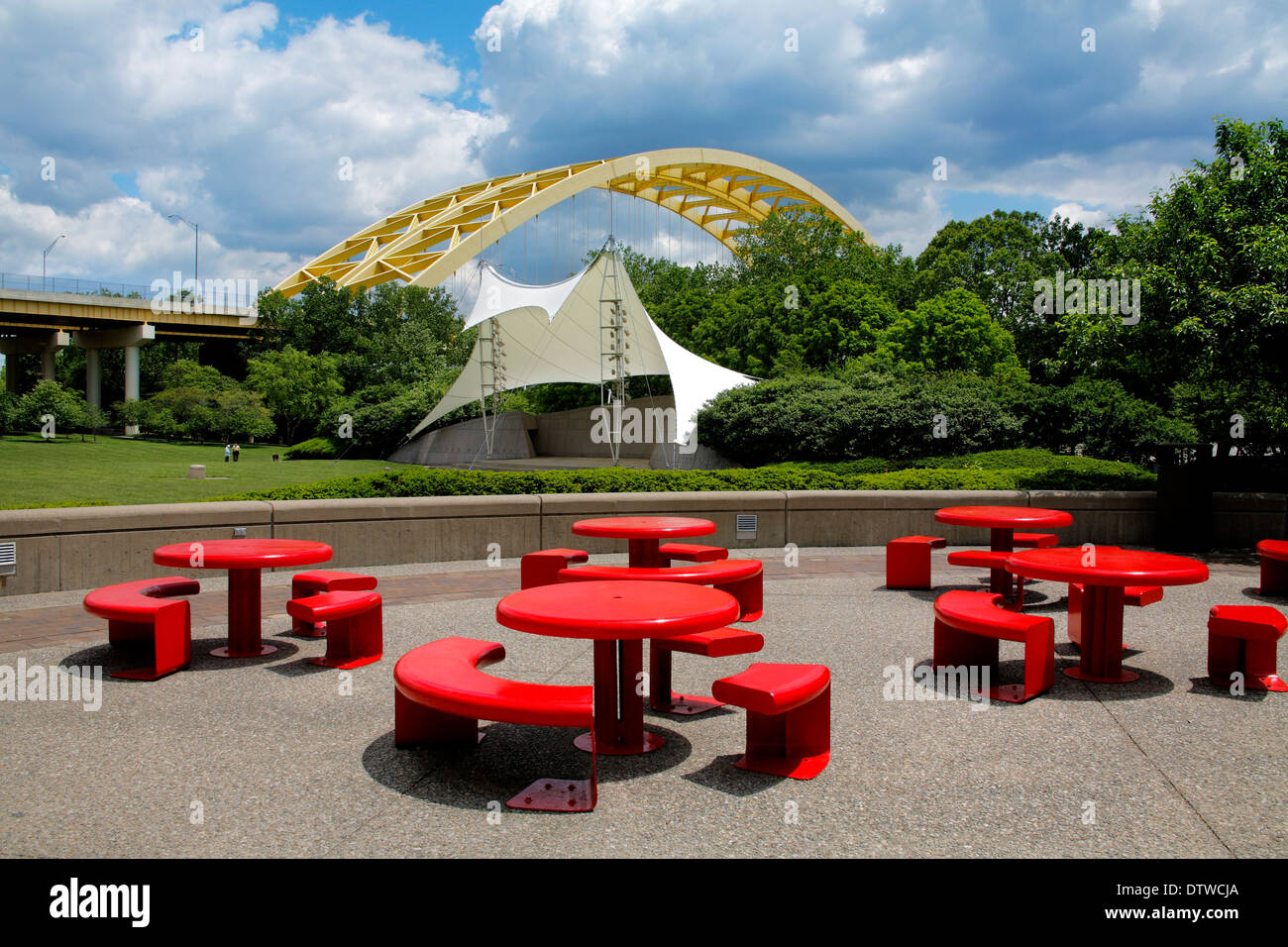 Sawyer point cincinnati hi-res stock photography and images - Alamy
