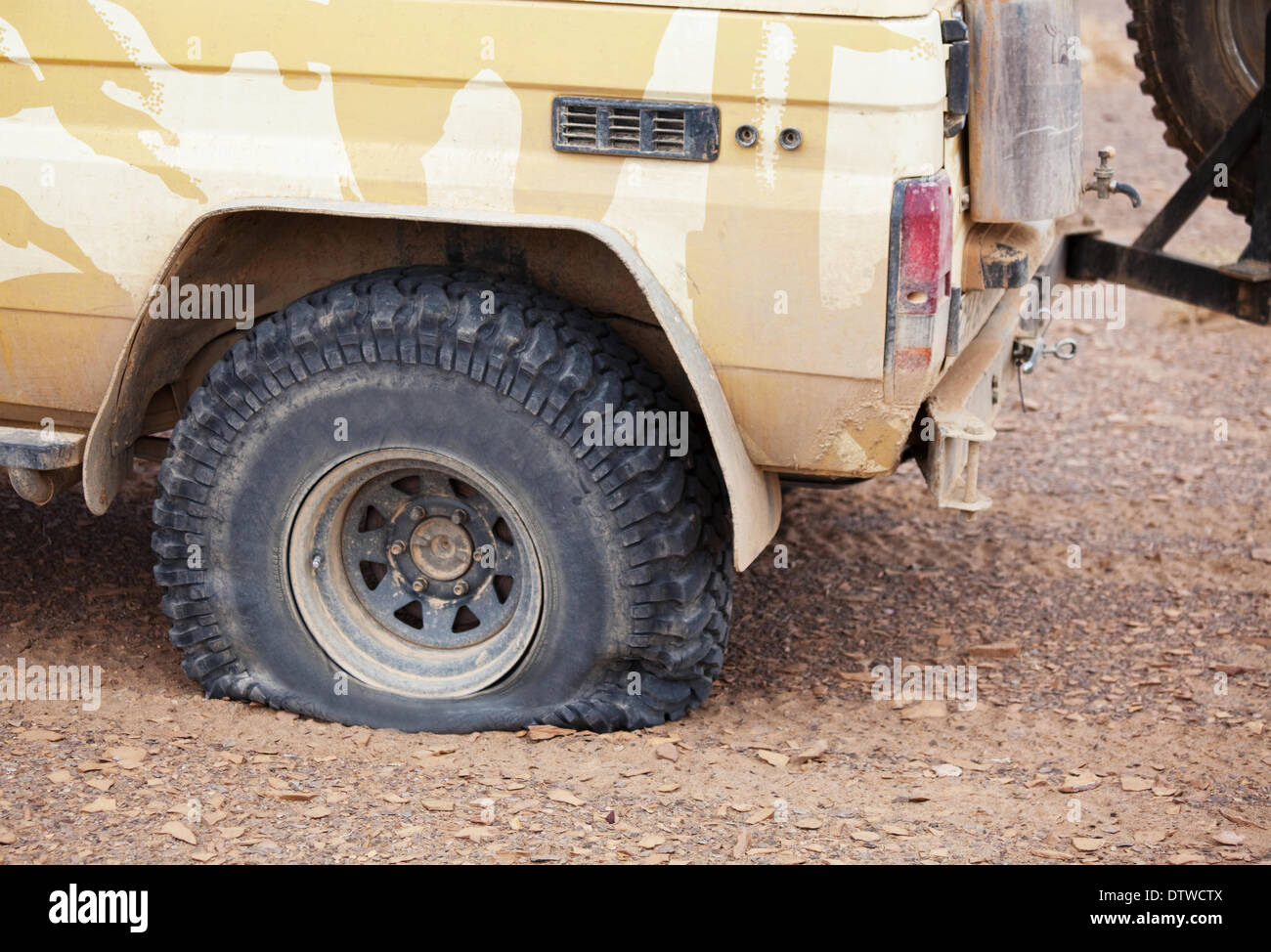 Tire problem hi-res stock photography and images - Alamy