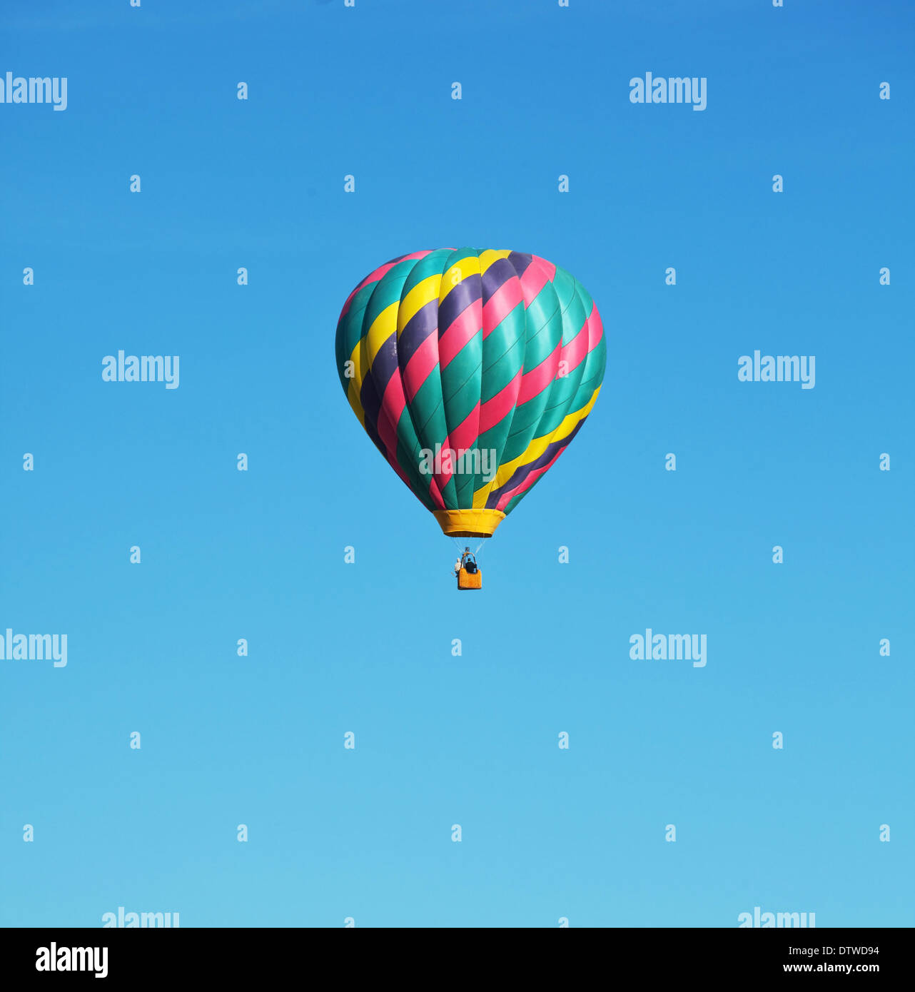 Hot air balloon scene night hi-res stock photography and images - Alamy