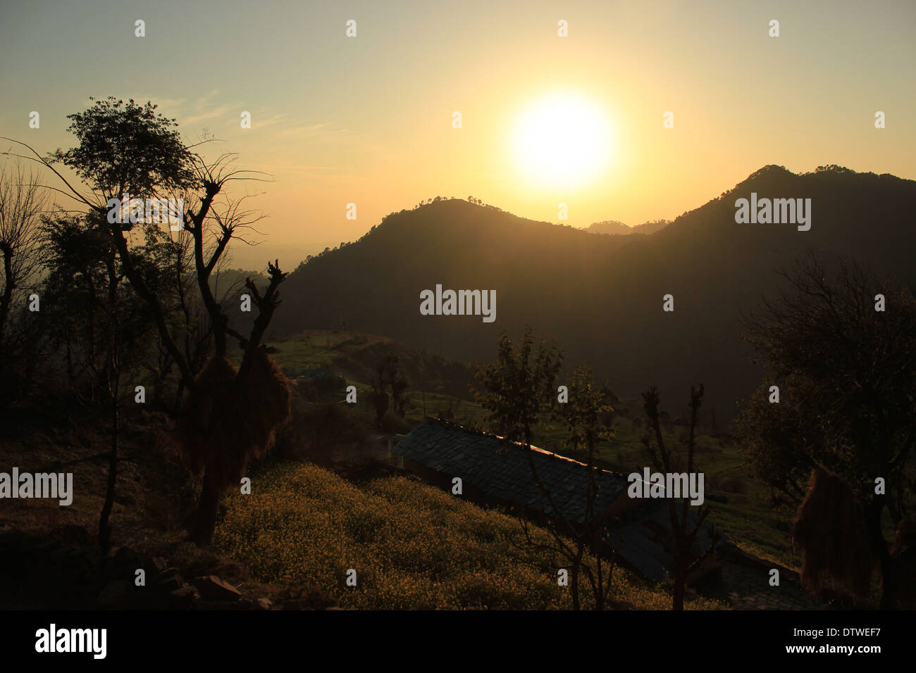Himalayan sunrise hi-res stock photography and images - Alamy