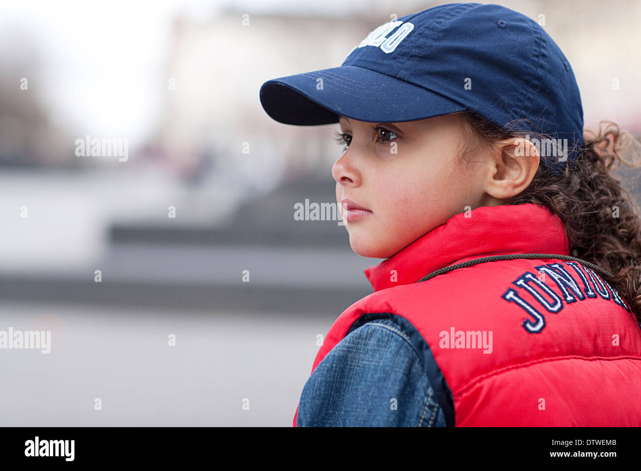 Girl baseball cap hi-res stock photography and images - Alamy