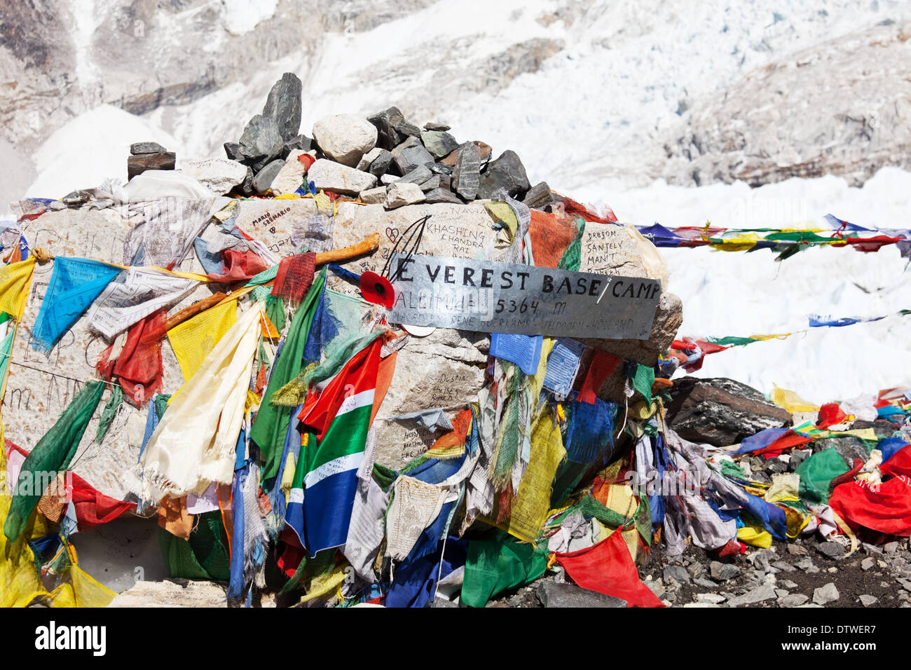 Himalayan design hi-res stock photography and images - Alamy