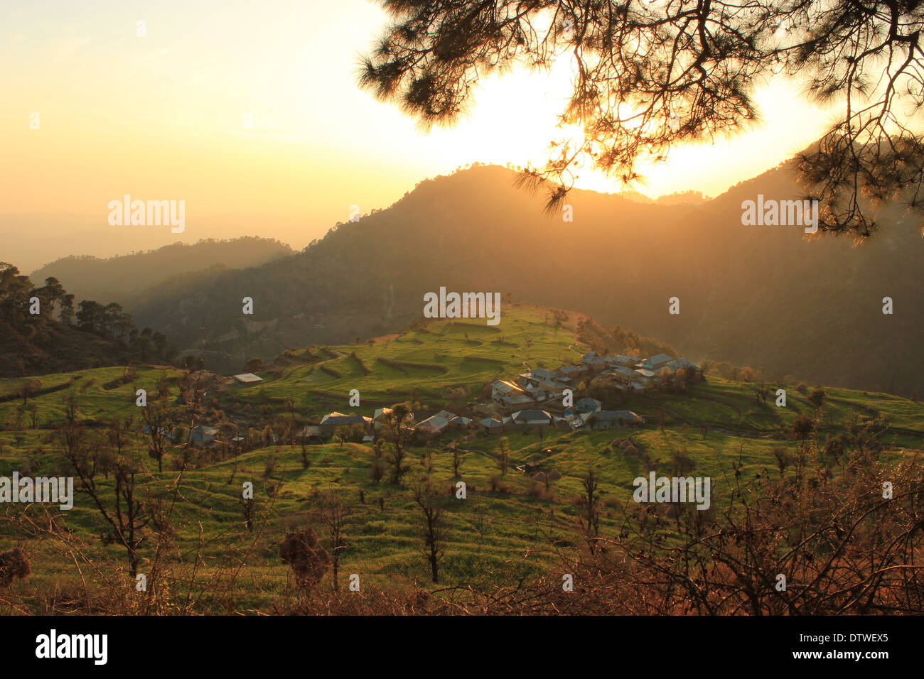 Himalayan sunset hi-res stock photography and images - Alamy