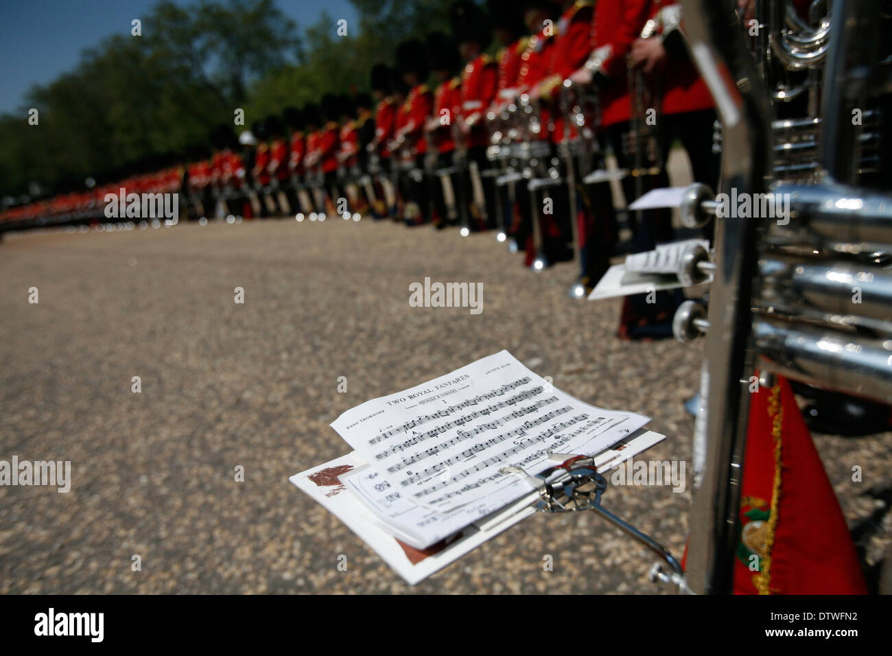 Fanfare trumpeters hi-res stock photography and images - Alamy