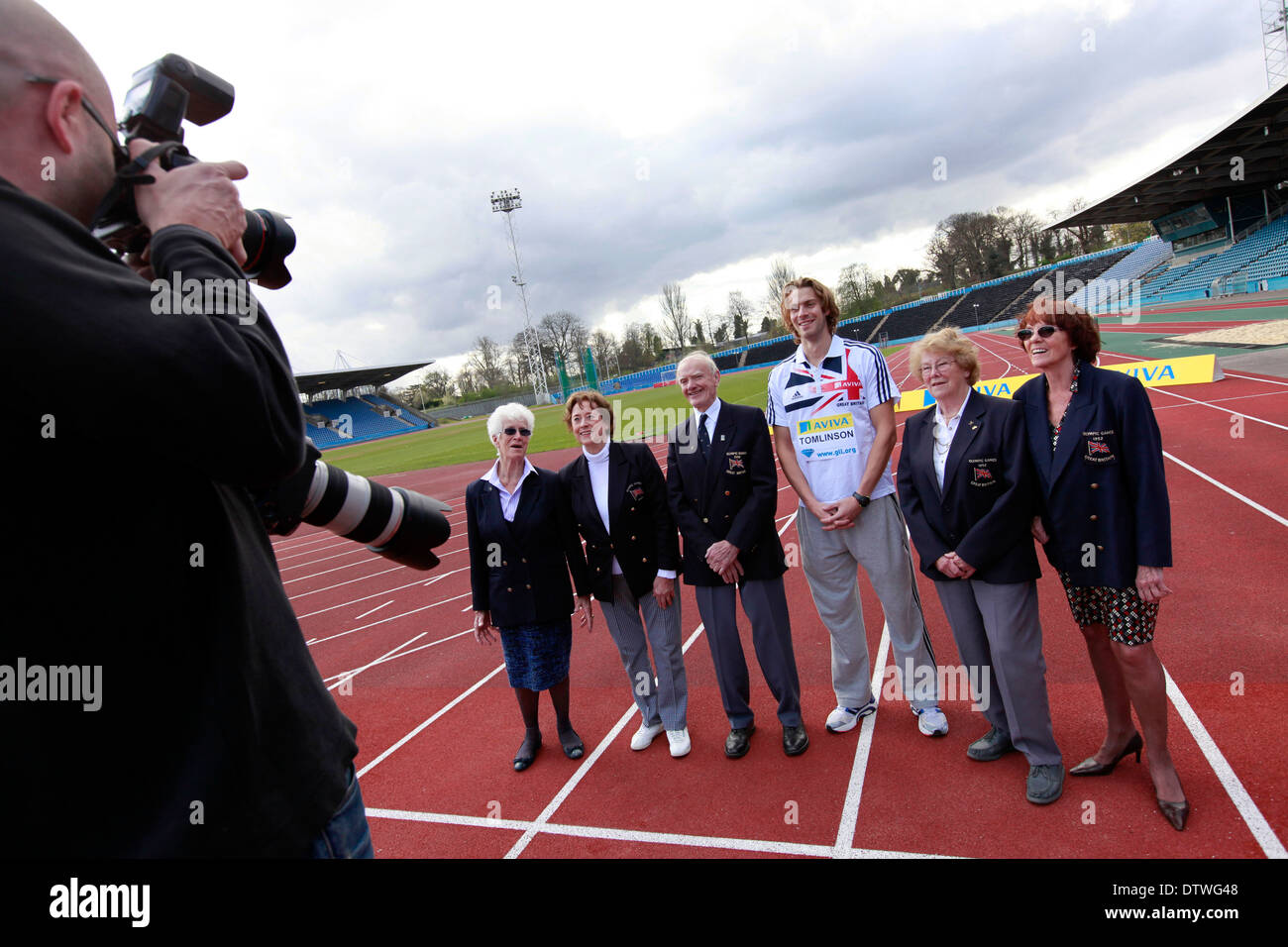 Britain’s athletics medalists from the 1952 Olympic Games Stock Photo ...