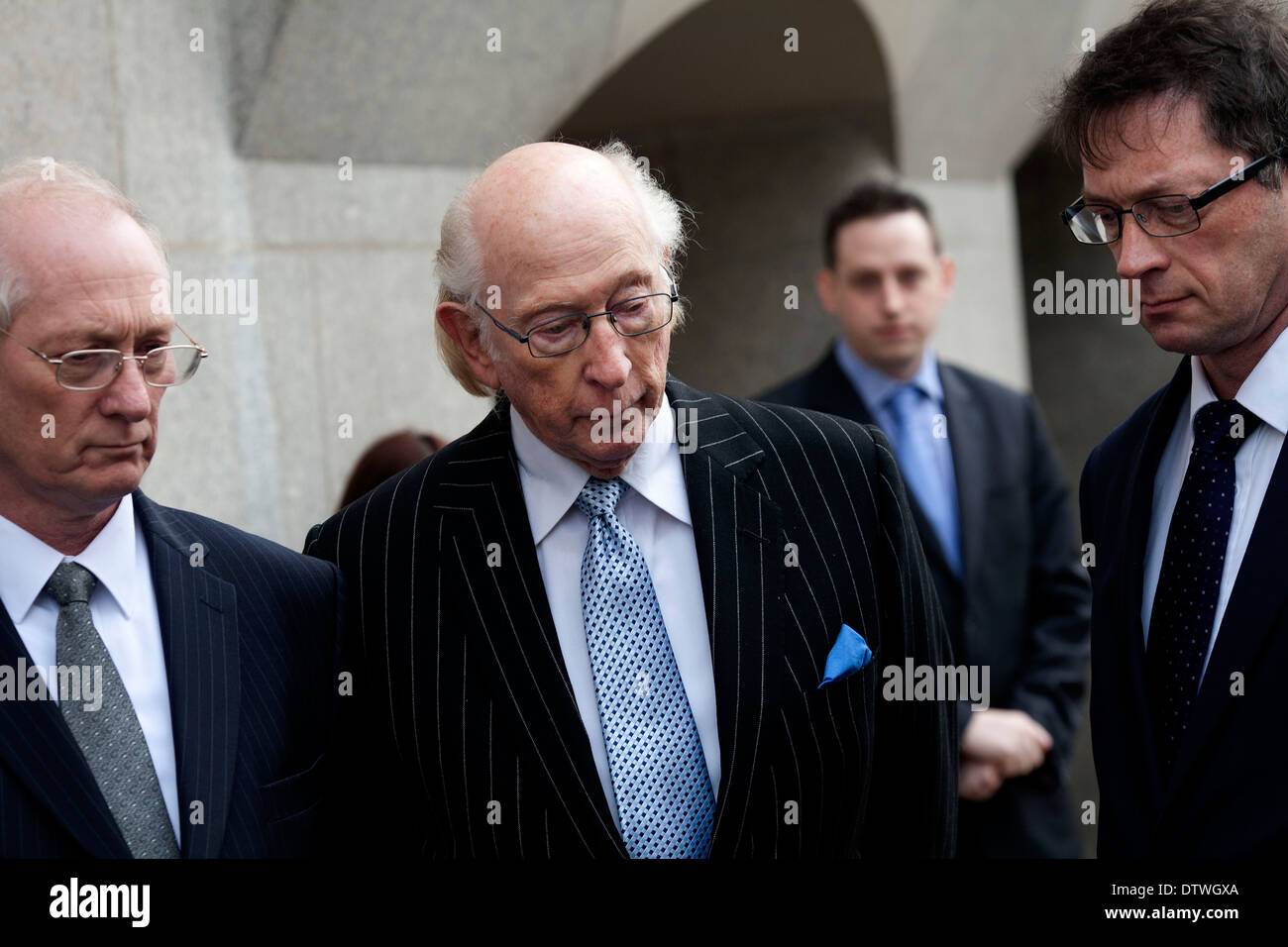 R reeves hi-res stock photography and images - Alamy