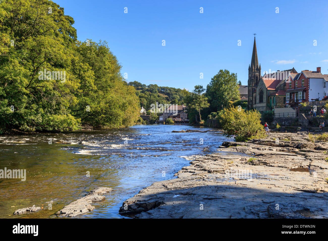 The River Dee as it flows through Llangollen Stock Photo - Alamy