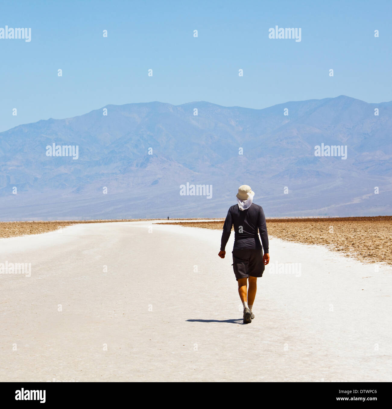 Hike in desert Stock Photo - Alamy