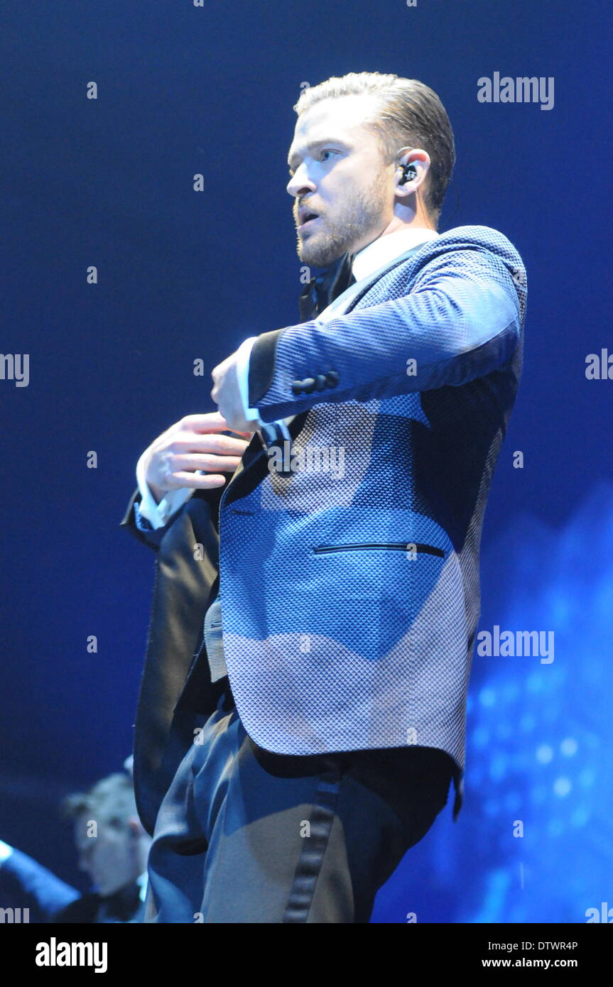Feb 20, 2014 - New York, New York, U.S. - JUSTIN TIMBERLAKE performs at ...