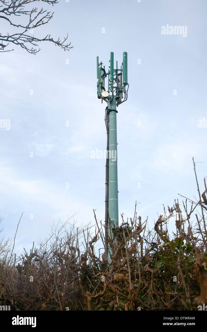 Relay tower hi-res stock photography and images - Alamy