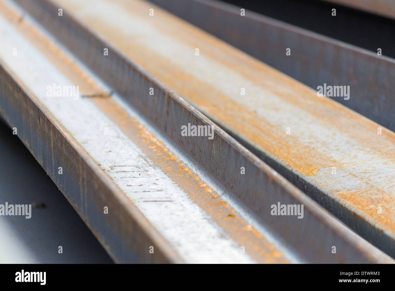 Flange beams hi-res stock photography and images - Alamy