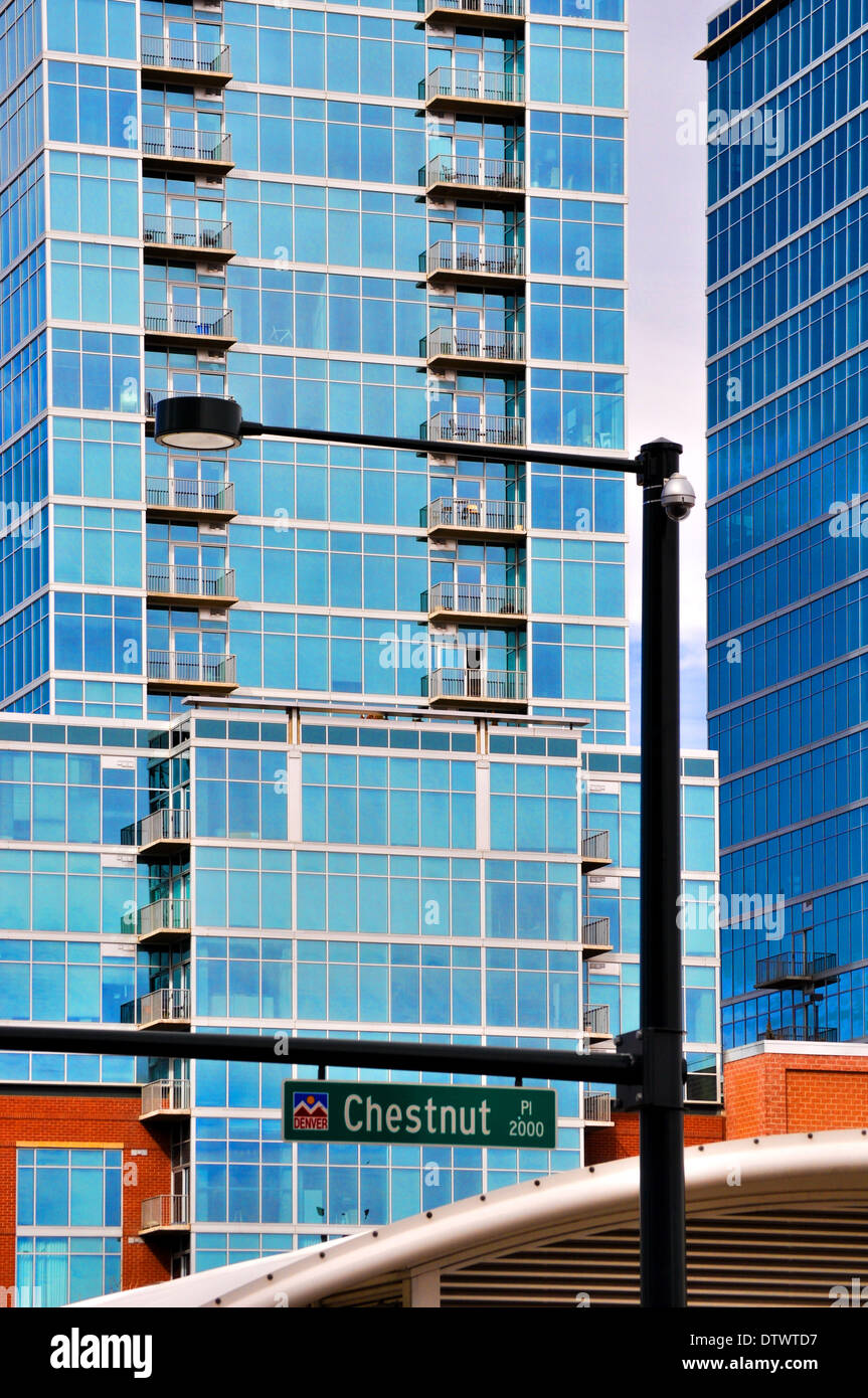 High rise bulding hi-res stock photography and images - Alamy