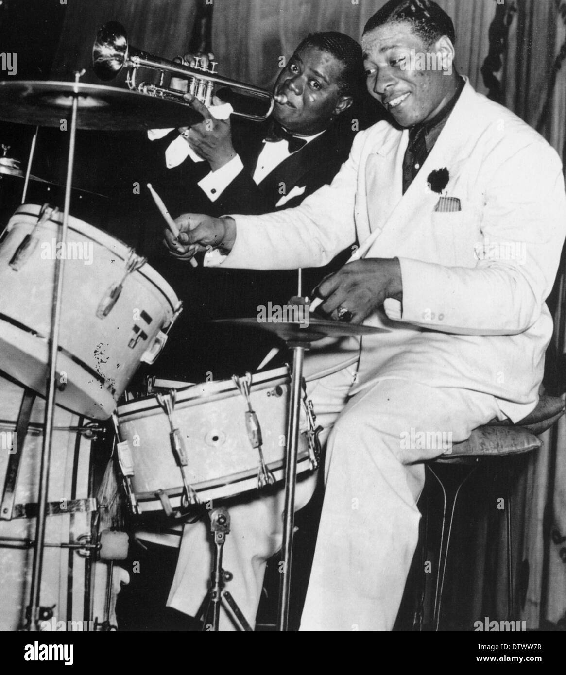 BIG SID CATLETT (1910-1951) US Jazz drummer with Louis Armstrong in ...