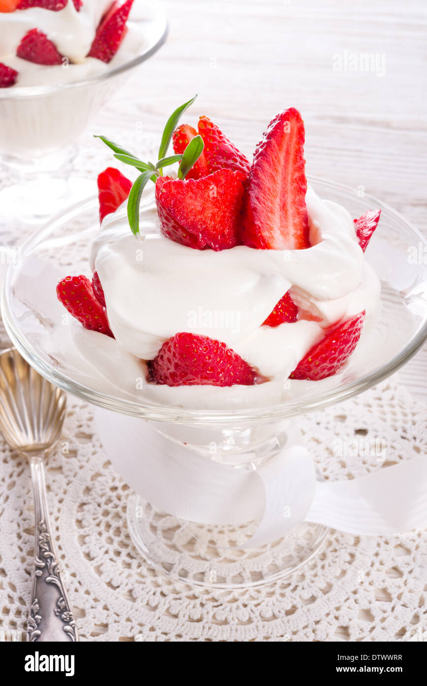 strawberry with cream Stock Photo - Alamy