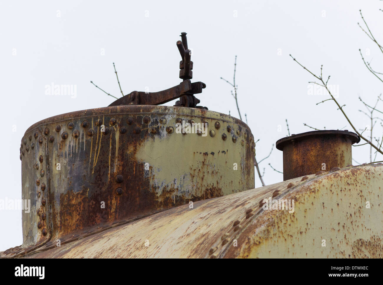 Rusty metal cylinder hi-res stock photography and images - Alamy