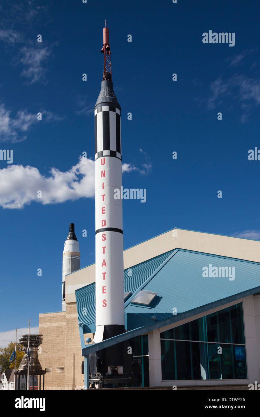 Hutchinson center hi-res stock photography and images - Alamy