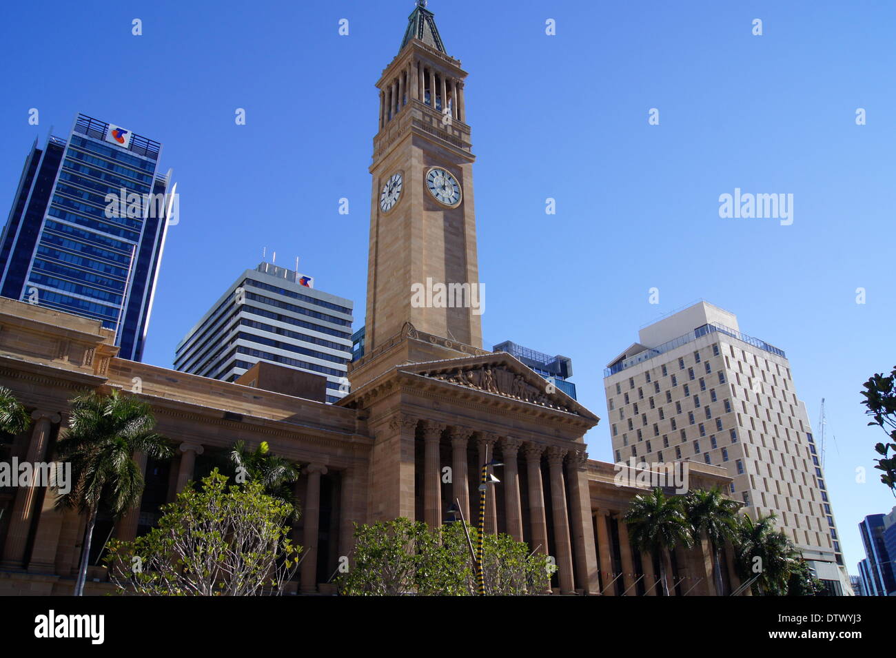 City hall brisbane hi-res stock photography and images - Alamy