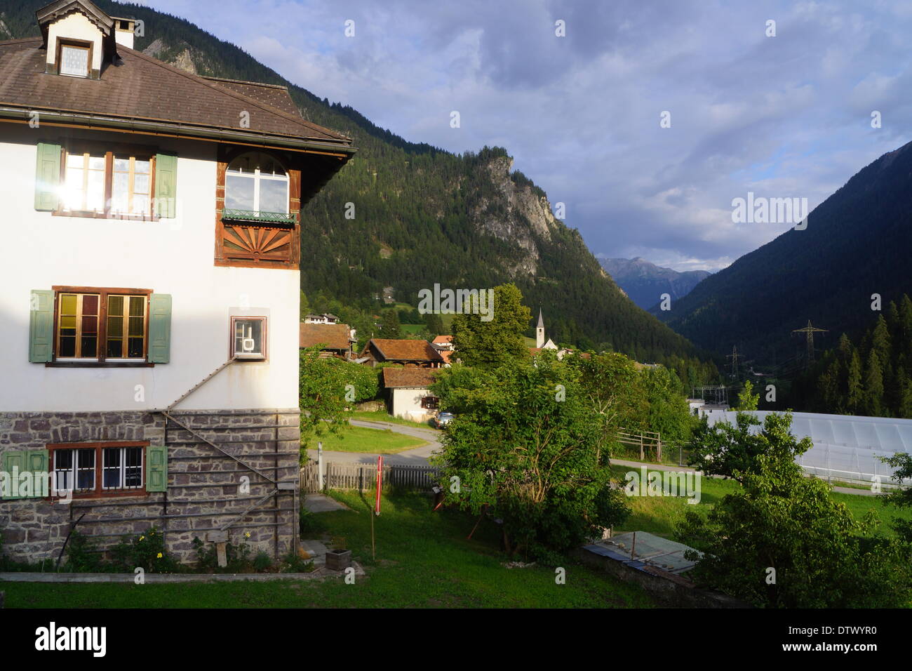 Bahnhof filisur hi-res stock photography and images - Alamy