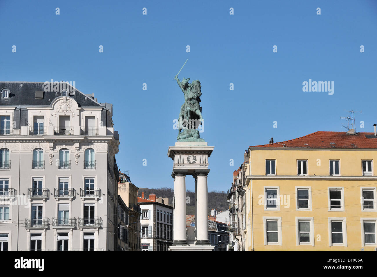 Statue vercingetorix hi-res stock photography and images - Alamy