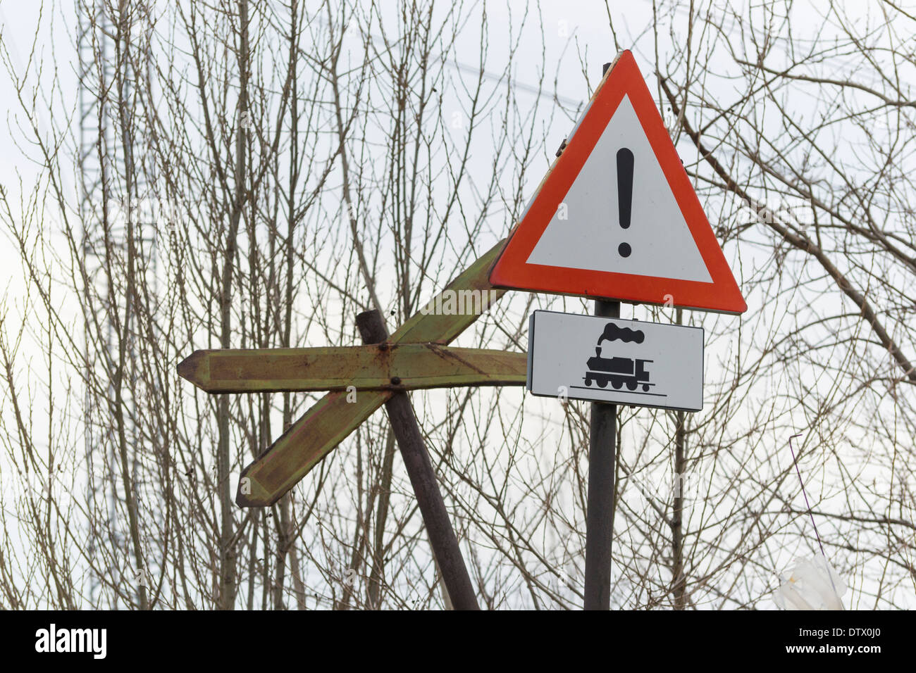 Railway warning sign Stock Photo - Alamy