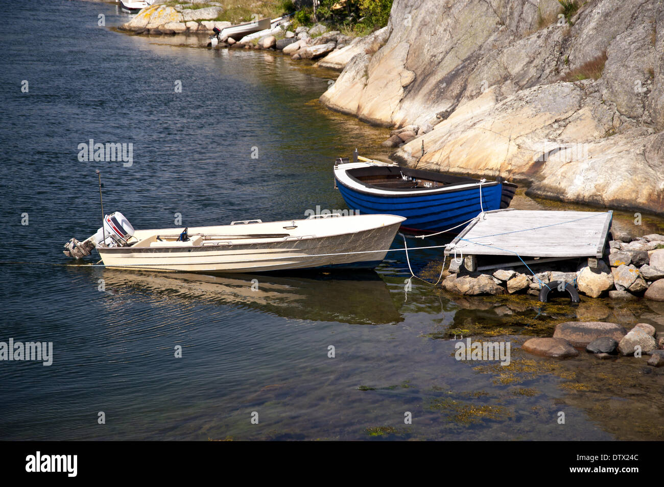 Skerry rocks hi-res stock photography and images - Alamy