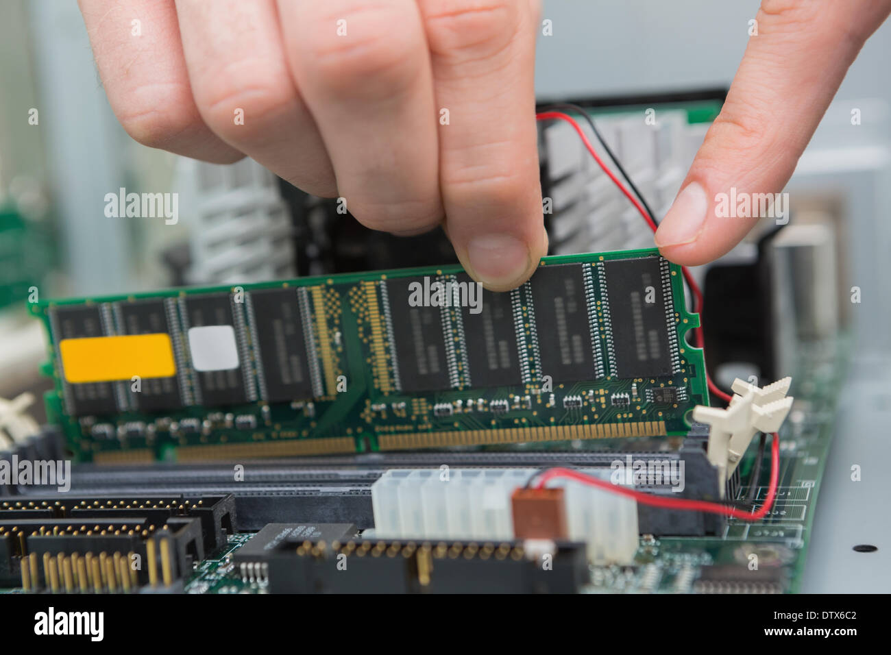 Hand fixing ram Stock Photo - Alamy