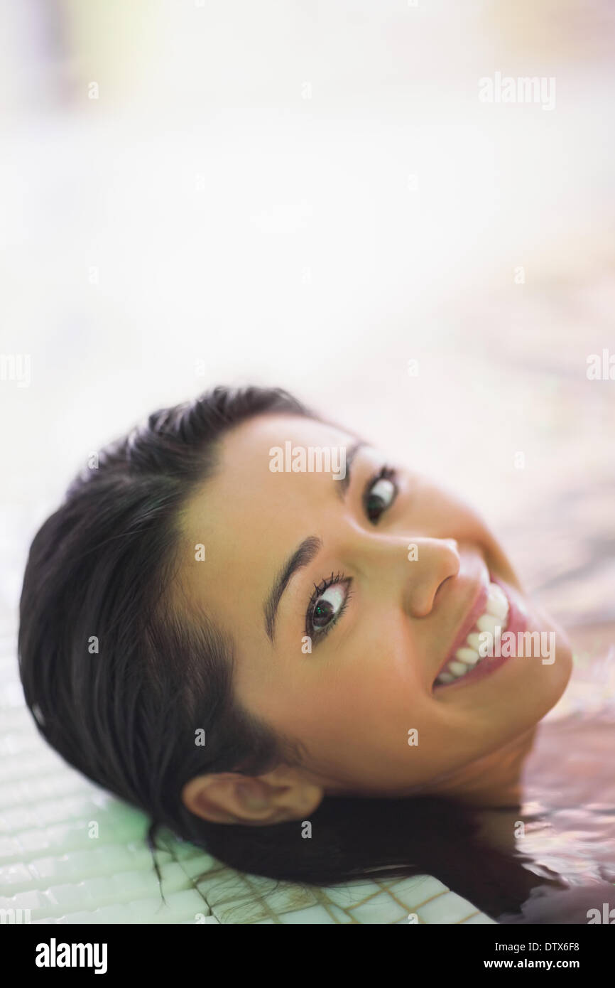 Pretty woman in jacuzzi spa hi-res stock photography and images - Alamy