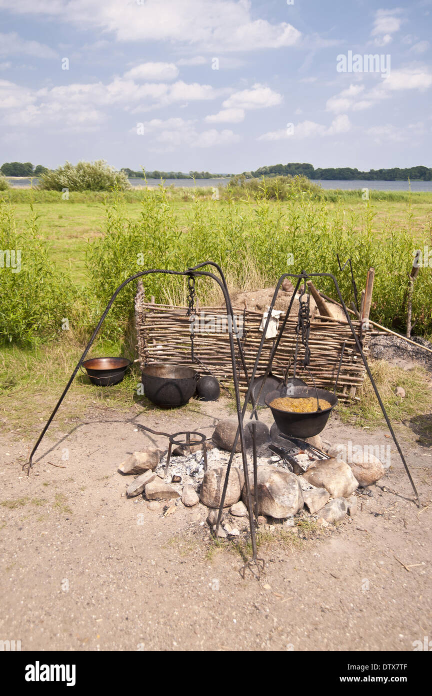 Fire cooking prehistoric hi-res stock photography and images - Alamy