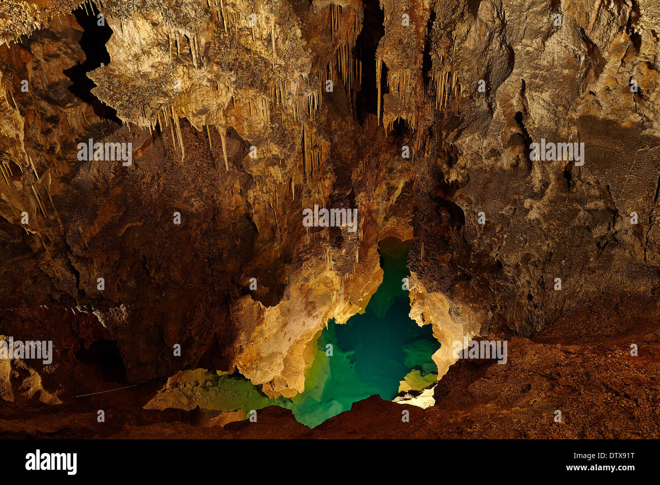 Cave stalagmite hi-res stock photography and images - Alamy