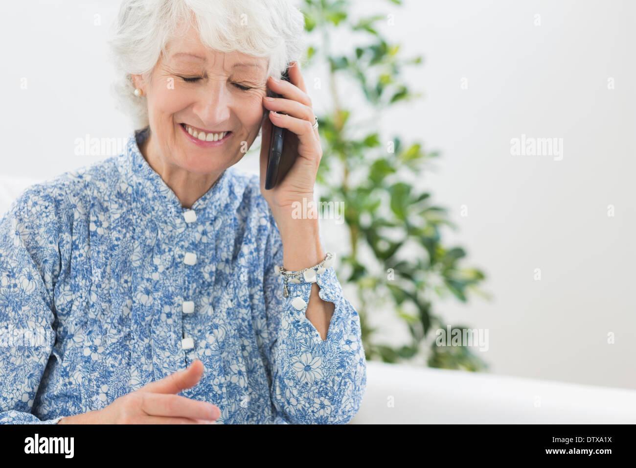 Elderly house telephone hi-res stock photography and images - Alamy
